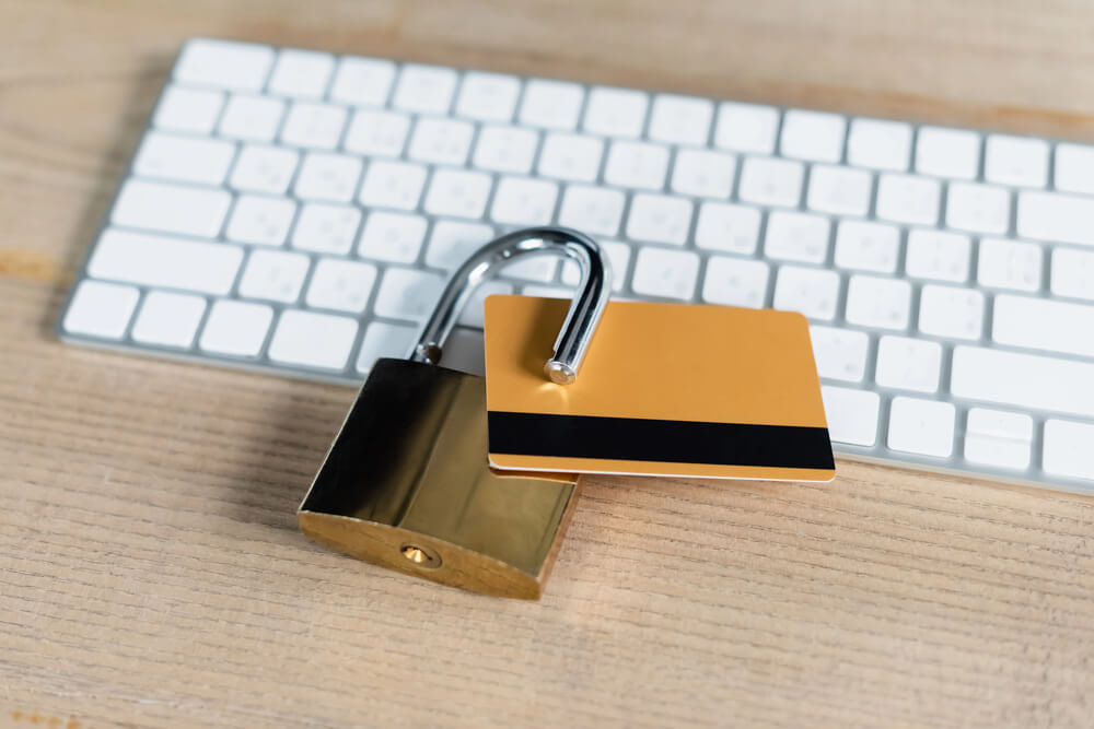 Examples of Non-Compliance in the Workplace | Compyl